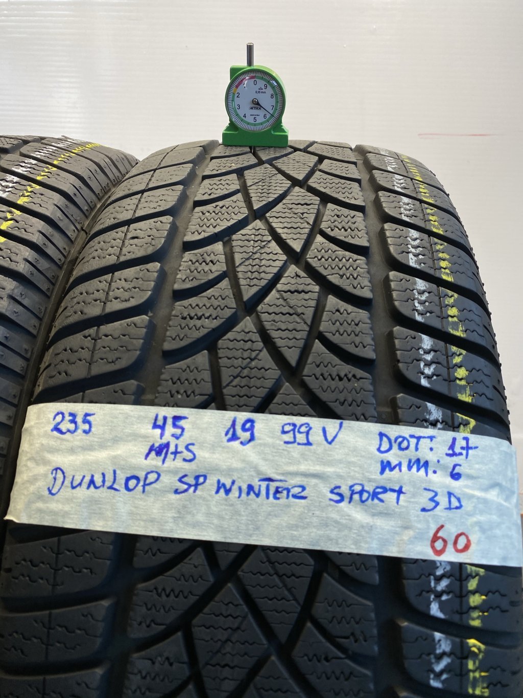 DUNLOP wint. 235/45 R19 99V INVERNALE 60,00